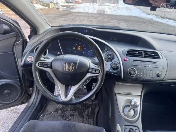 Honda Civic 2007 Klaipėda, ar dzinēja tilpumu 2.20 L un nobraukumu 210 tūkst. km par 1850 €, foto 8 vietnē AUTOMOTO.COM.LV