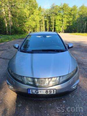 Honda Civic 2007 in Liepaja, with an engine capacity of 1.80 L and mileage of 246 thousand km for 1800 €, photo  on AUTOMOTO.COM.LV