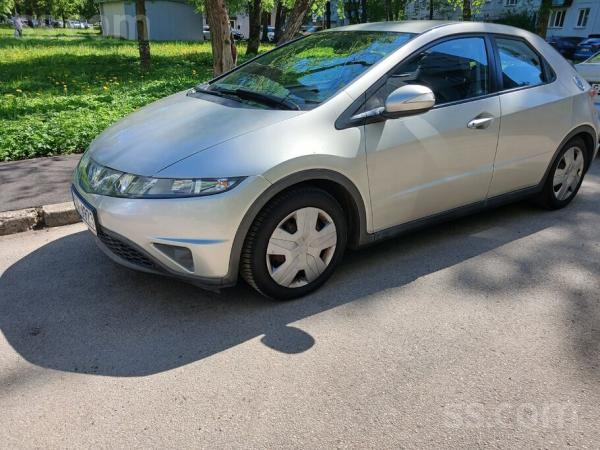 Honda Civic 2007 in Riga, with an engine capacity of 1.80 L and mileage of 0 thousand km for 3600 €, photo 4 on AUTOMOTO.COM.LV