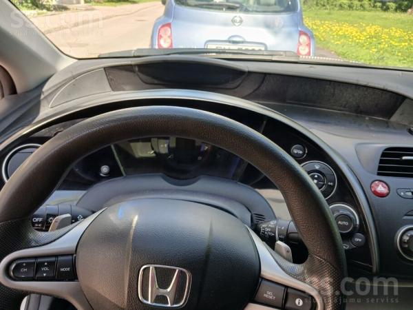 Honda Civic 2007 in Riga, with an engine capacity of 1.80 L and mileage of 0 thousand km for 3600 €, photo 8 on AUTOMOTO.COM.LV