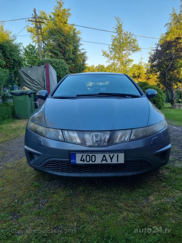 Honda Civic 2007 in Tallinn, with an engine capacity of 1.30 L and mileage of 232 thousand km for 1400 €, photo 1 on AUTOMOTO.COM.LV