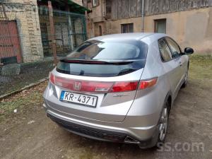 Honda Civic 2007 in Tukums, with an engine capacity of 1.80 L and mileage of 337 thousand km for 1900 €, photo 6 on AUTOMOTO.COM.LV