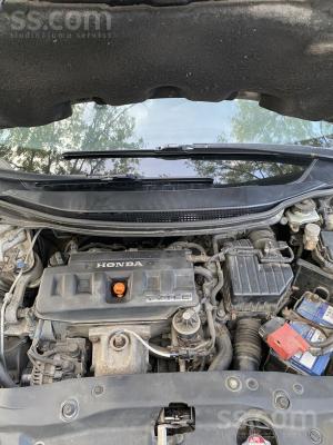 Honda Civic 2007 in Riga, with an engine capacity of 1.80 L and mileage of 210 thousand km for 2000 €, photo 16 on AUTOMOTO.COM.LV