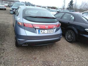 Honda Civic 2007 in Preili, with an engine capacity of 2.20 L and mileage of 297 thousand km for 800 €, photo 6 on AUTOMOTO.COM.LV