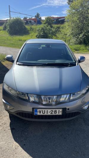 Honda Civic 2007 in Tallinn, with an engine capacity of 1.80 L and mileage of 327 thousand km for 2000 €, photo  on AUTOMOTO.COM.LV