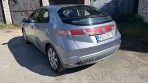 Honda Civic 2007 Tallina, ar dzinēja tilpumu 1.80 L un nobraukumu 327 tūkst. km par 2000 €, foto 5 vietnē AUTOMOTO.COM.LV