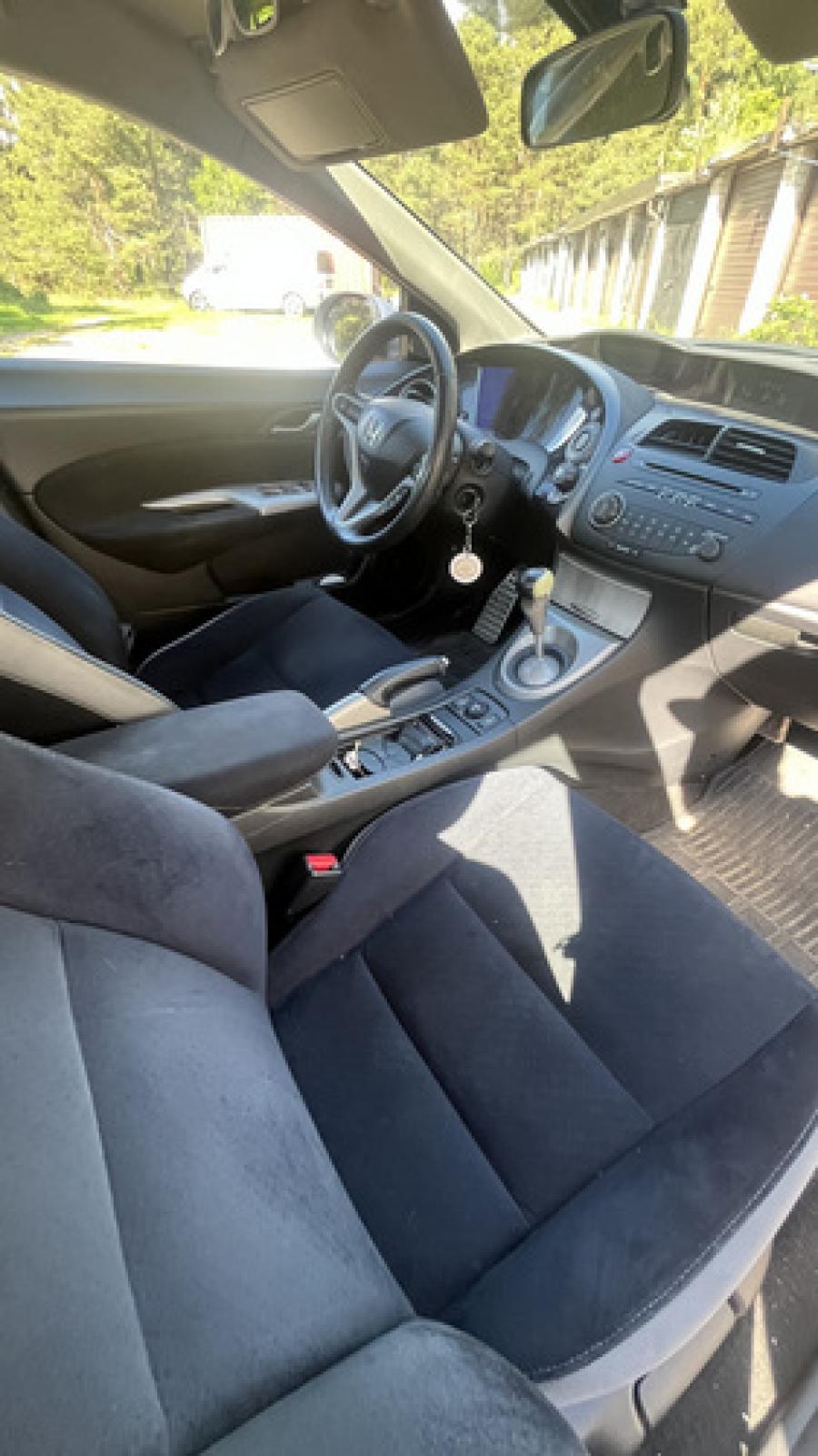 Honda Civic 2007 Tallina, ar dzinēja tilpumu 1.80 L un nobraukumu 327 tūkst. km par 2000 €, foto 8 vietnē AUTOMOTO.COM.LV