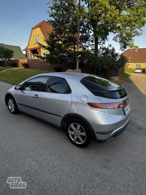 Honda Civic 2007 in Siauliai, with an engine capacity of 2.20 L and mileage of 400 thousand km for 1650 €, photo 7 on AUTOMOTO.COM.LV