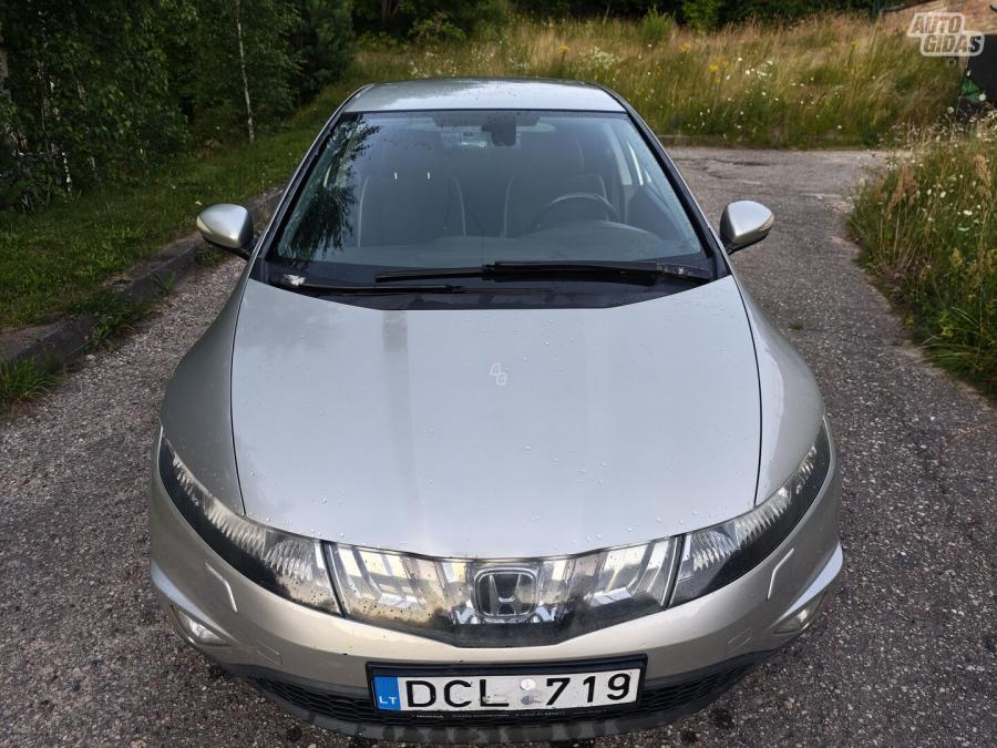 Honda Civic 2007 Viļņa, ar dzinēja tilpumu 1.80 L un nobraukumu 187 tūkst. km par 770 €, foto 3 vietnē AUTOMOTO.COM.LV