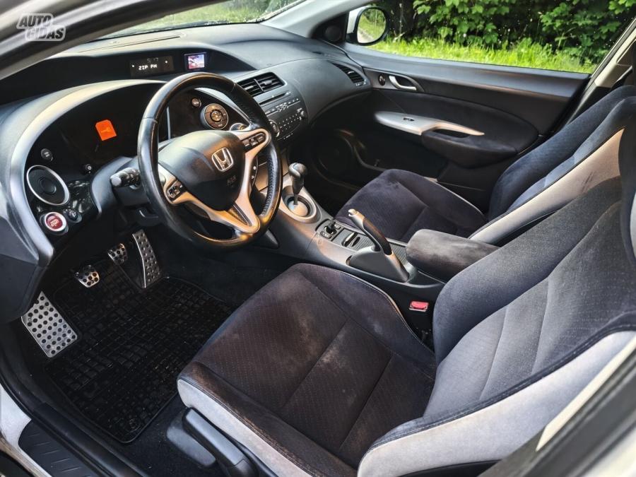 Honda Civic 2007 Viļņa, ar dzinēja tilpumu 1.80 L un nobraukumu 187 tūkst. km par 770 €, foto 7 vietnē AUTOMOTO.COM.LV