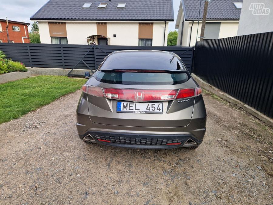 Honda Civic 2007 Klaipėda, ar dzinēja tilpumu 2.20 L un nobraukumu 227 tūkst. km par 800 €, foto 5 vietnē AUTOMOTO.COM.LV