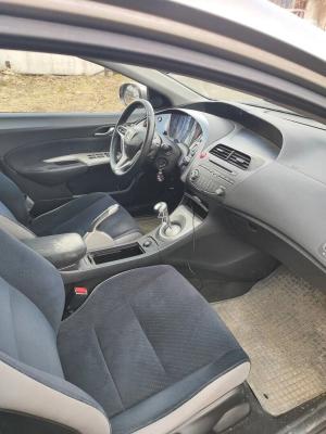 Honda Civic 2007 Viļņa, ar dzinēja tilpumu 2.20 L un nobraukumu 280 tūkst. km par 650 €, foto 4 vietnē AUTOMOTO.COM.LV