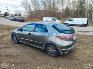 Honda Civic 2007 Viļņa, ar dzinēja tilpumu 2.20 L un nobraukumu 280 tūkst. km par 650 €, foto 6 vietnē AUTOMOTO.COM.LV