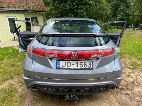Honda Civic 2008 Rēzekne, ar dzinēja tilpumu 2.20 L un nobraukumu 448 tūkst. km par 1550 €, foto 5 vietnē AUTOMOTO.COM.LV