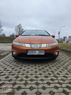 Honda Civic 2008 Viļņa, ar dzinēja tilpumu 1.80 L un nobraukumu 246 tūkst. km par 1100 €, foto  vietnē AUTOMOTO.COM.LV