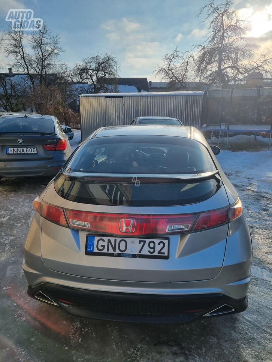 Honda Civic 2008 Šalčininkai, ar dzinēja tilpumu 2.20 L un nobraukumu 270 tūkst. km par 1650 €, foto 3 vietnē AUTOMOTO.COM.LV