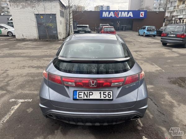 Honda Civic 2008 Viļņa, ar dzinēja tilpumu 2.20 L un nobraukumu 342 tūkst. km par 1200 €, foto 6 vietnē AUTOMOTO.COM.LV