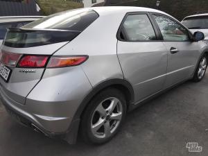 Honda Civic 2008 Kauņa, ar dzinēja tilpumu 1.80 L un nobraukumu 252 tūkst. km par 950 €, foto 4 vietnē AUTOMOTO.COM.LV