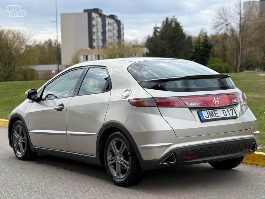 Honda Civic 2008 Kauņa, ar dzinēja tilpumu 2.20 L un nobraukumu 289 tūkst. km par 2500 €, foto 5 vietnē AUTOMOTO.COM.LV