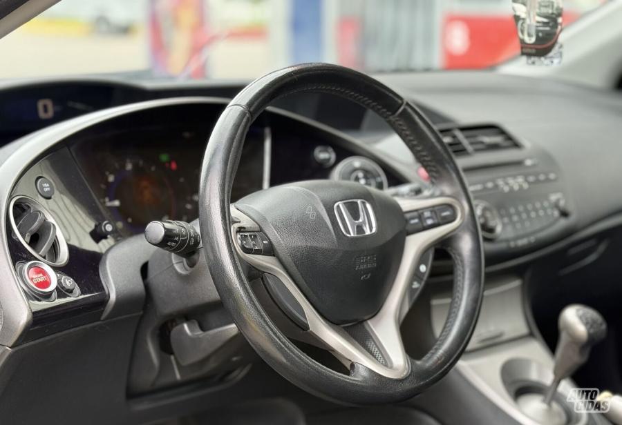 Honda Civic 2008 Kauņa, ar dzinēja tilpumu 2.20 L un nobraukumu 289 tūkst. km par 2500 €, foto 8 vietnē AUTOMOTO.COM.LV