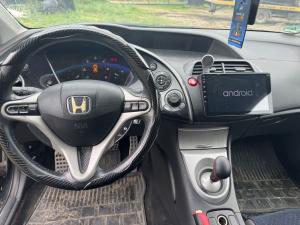 Honda Civic 2008 in Vilnius, with an engine capacity of 2.20 L and mileage of 331 thousand km for 1350 €, photo 12 on AUTOMOTO.COM.LV