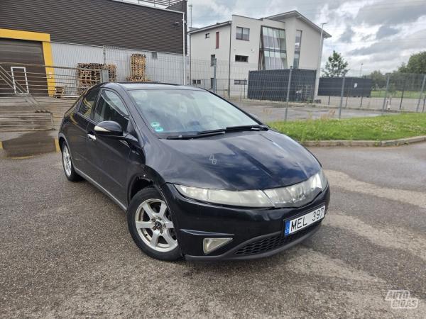 Honda Civic 2008 Kauņa, ar dzinēja tilpumu 2.20 L un nobraukumu 295 tūkst. km par 780 €, foto 3 vietnē AUTOMOTO.COM.LV