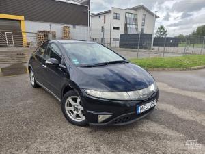 Honda Civic 2008 Kauņa, ar dzinēja tilpumu 2.20 L un nobraukumu 295 tūkst. km par 780 €, foto 4 vietnē AUTOMOTO.COM.LV