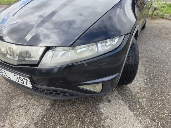 Honda Civic 2008 Kauņa, ar dzinēja tilpumu 2.20 L un nobraukumu 295 tūkst. km par 780 €, foto 4 vietnē AUTOMOTO.COM.LV