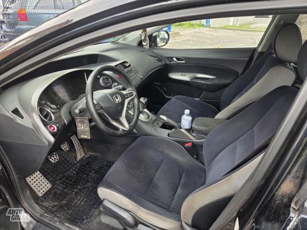 Honda Civic 2008 Kauņa, ar dzinēja tilpumu 2.20 L un nobraukumu 295 tūkst. km par 780 €, foto 9 vietnē AUTOMOTO.COM.LV