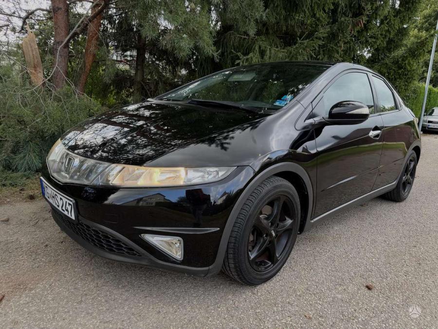 Honda Civic 2008 Marijampole, ar dzinēja tilpumu 1.80 L un nobraukumu 273 tūkst. km par 2999 €, foto 1 vietnē AUTOMOTO.COM.LV