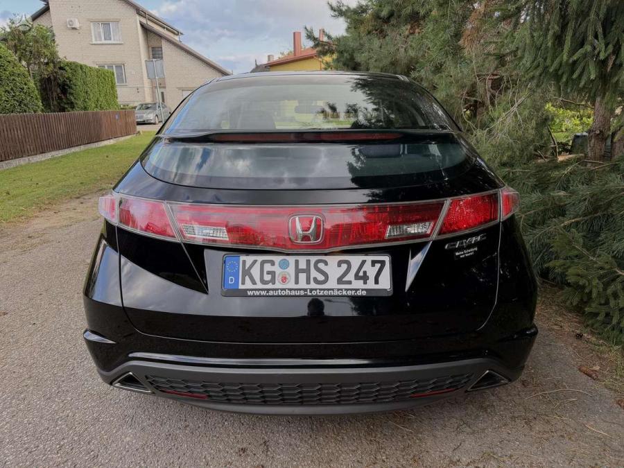 Honda Civic 2008 Marijampole, ar dzinēja tilpumu 1.80 L un nobraukumu 273 tūkst. km par 2999 €, foto 5 vietnē AUTOMOTO.COM.LV