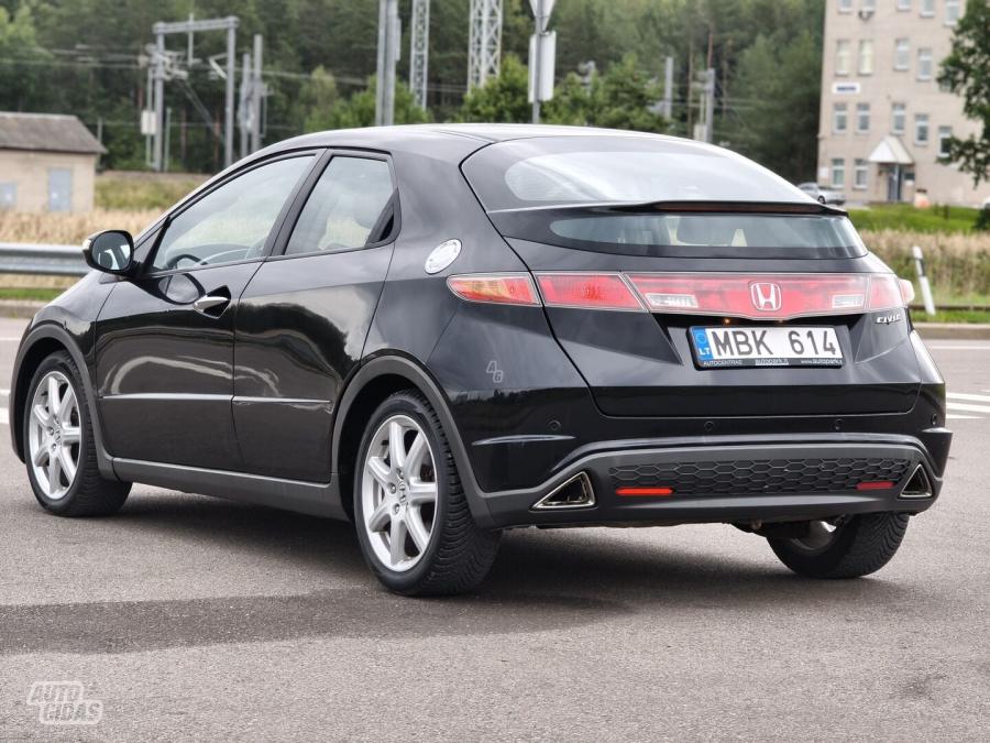 Хонда Цивик 2008 в Вильнюс, объемом двигателя 1.80 л и пробегом 264 тыс. км за 2900 €, фото 3 на AUTOMOTO.COM.LV
