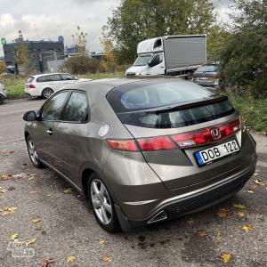 Honda Civic 2008 Viļņa, ar dzinēja tilpumu 1.80 L un nobraukumu 244 tūkst. km par 1999 €, foto 4 vietnē AUTOMOTO.COM.LV