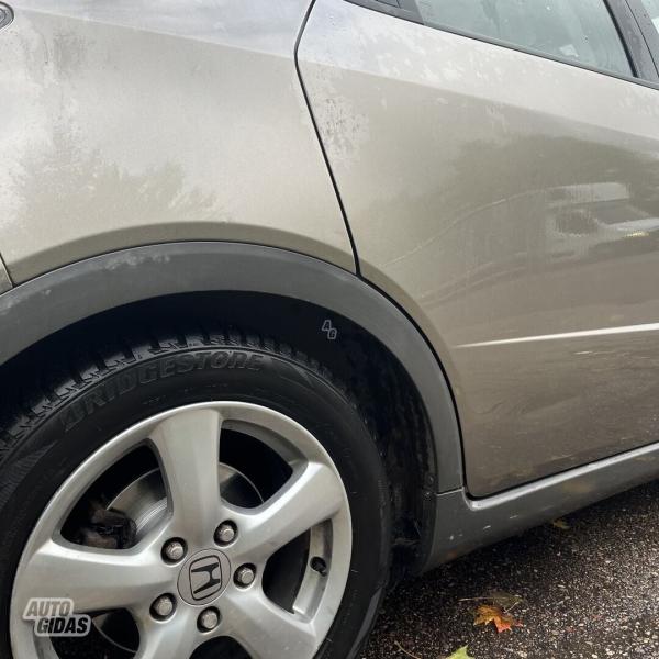 Honda Civic 2008 Viļņa, ar dzinēja tilpumu 1.80 L un nobraukumu 244 tūkst. km par 1999 €, foto 5 vietnē AUTOMOTO.COM.LV
