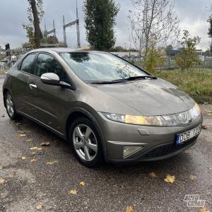 Honda Civic 2008 Viļņa, ar dzinēja tilpumu 1.80 L un nobraukumu 244 tūkst. km par 1999 €, foto 9 vietnē AUTOMOTO.COM.LV