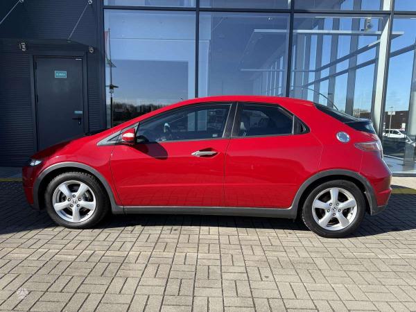 Honda Civic 2009 in Vilnius, with an engine capacity of 1.34 L and mileage of 190 thousand km for 4999 €, photo 3 on AUTOMOTO.COM.LV