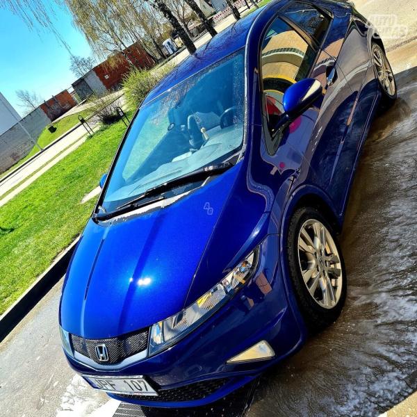 Honda Civic 2011 in Jonava, with an engine capacity of 2.20 L and mileage of 266 thousand km for 3200 €, photo 9 on AUTOMOTO.COM.LV