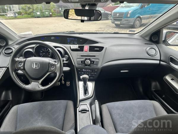 Honda Civic 2013 Rīga, ar dzinēja tilpumu 1.80 L un nobraukumu 207 tūkst. km par 6800 €, foto 10 vietnē AUTOMOTO.COM.LV