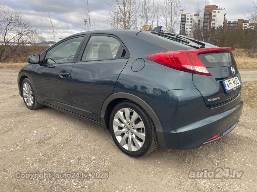 Honda Civic 2013 in Tallinn, with an engine capacity of 1.80 L and mileage of 155 thousand km for 6790 €, photo 4 on AUTOMOTO.COM.LV