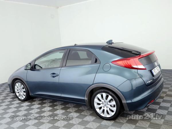 Honda Civic 2013 Tallina, ar dzinēja tilpumu 1.80 L un nobraukumu 167 tūkst. km par 5499 €, foto 4 vietnē AUTOMOTO.COM.LV
