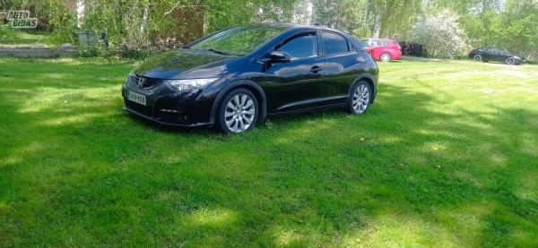 Honda Civic 2013 Radviliškis, ar dzinēja tilpumu 1.60 L un nobraukumu 31 tūkst. km par 4400 €, foto 1 vietnē AUTOMOTO.COM.LV