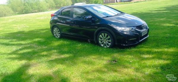 Honda Civic 2013 Radviliškis, ar dzinēja tilpumu 1.60 L un nobraukumu 31 tūkst. km par 4400 €, foto 2 vietnē AUTOMOTO.COM.LV
