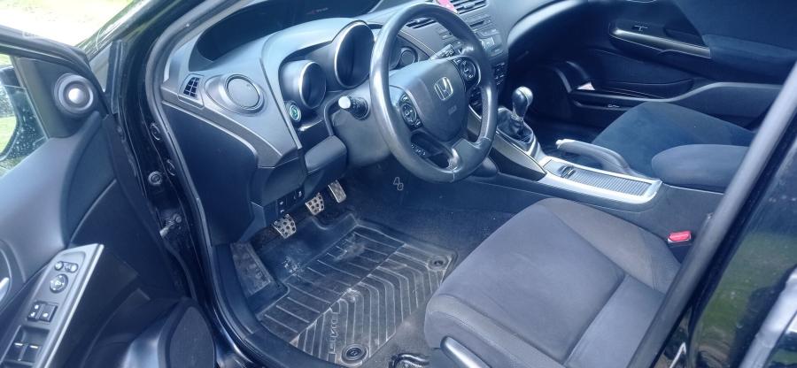 Honda Civic 2013 in Radviliskis, with an engine capacity of 1.60 L and mileage of 31 thousand km for 4400 €, photo 6 on AUTOMOTO.COM.LV