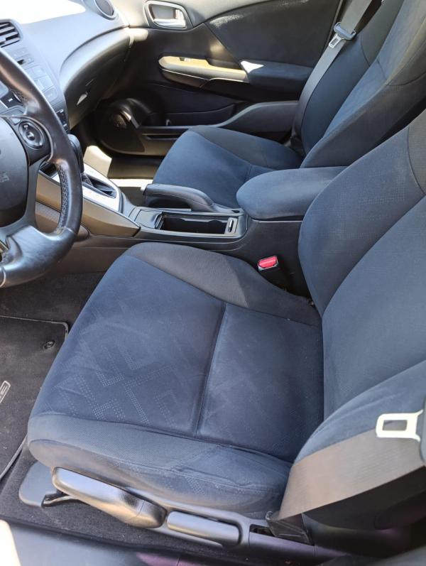 Honda Civic 2013 Kuresāre, ar dzinēja tilpumu 1.80 L un nobraukumu 201 tūkst. km par 6550 €, foto 10 vietnē AUTOMOTO.COM.LV