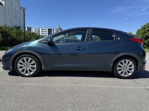 Honda Civic 2013 in Tallinn, with an engine capacity of 1.80 L and mileage of 183 thousand km for 6900 €, photo 4 on AUTOMOTO.COM.LV