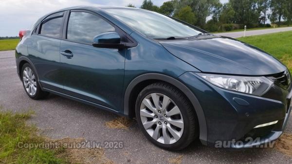 Honda Civic 2013 Tallina, ar dzinēja tilpumu 1.60 L un nobraukumu 383 tūkst. km par 4400 €, foto 5 vietnē AUTOMOTO.COM.LV