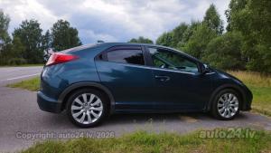 Honda Civic 2013 in Tallinn, with an engine capacity of 1.60 L and mileage of 383 thousand km for 4400 €, photo 7 on AUTOMOTO.COM.LV