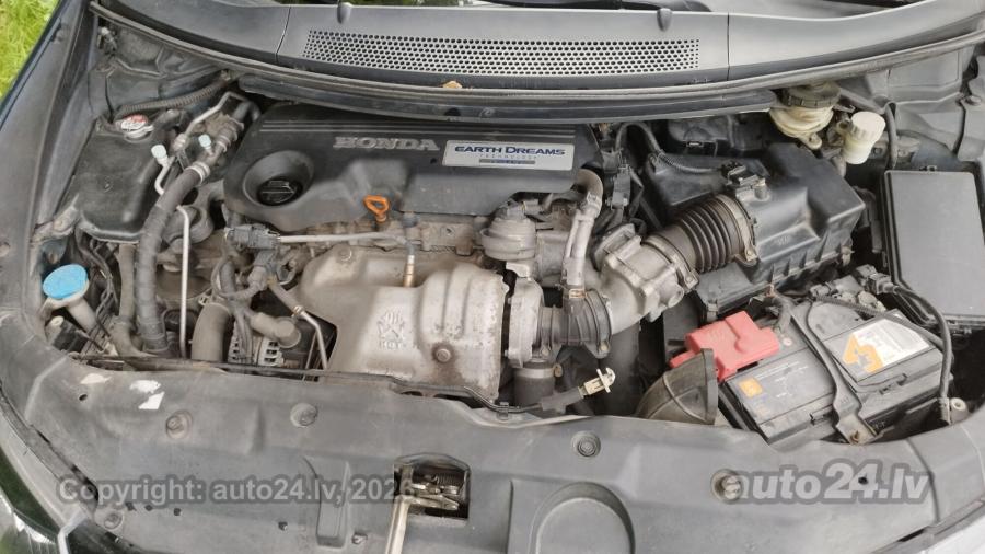 Honda Civic 2013 in Tallinn, with an engine capacity of 1.60 L and mileage of 383 thousand km for 4400 €, photo 16 on AUTOMOTO.COM.LV
