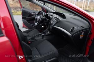 Honda Civic 2015 in Tallinn, with an engine capacity of 1.30 L and mileage of 249 thousand km for 7490 €, photo 9 on AUTOMOTO.COM.LV