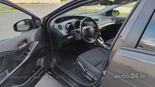Honda Civic 2016 in Tallinn, with an engine capacity of 1.80 L and mileage of 150 thousand km for 9300 €, photo 3 on AUTOMOTO.COM.LV